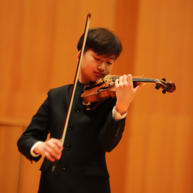 Violon 2019 – Mini Violini - Listen - Concours musical international de ...